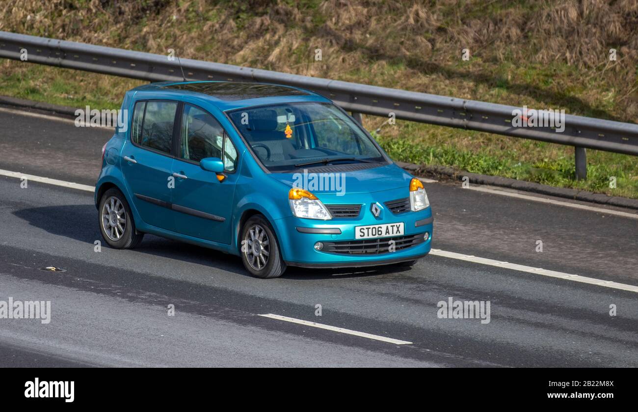2006 BLUE Renault Modus Dynamique 16V; UK Vehicular traffic, transport ...