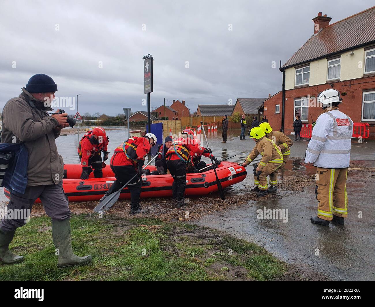 Snaith flooding rescue 2020 hi-res stock photography and images - Alamy