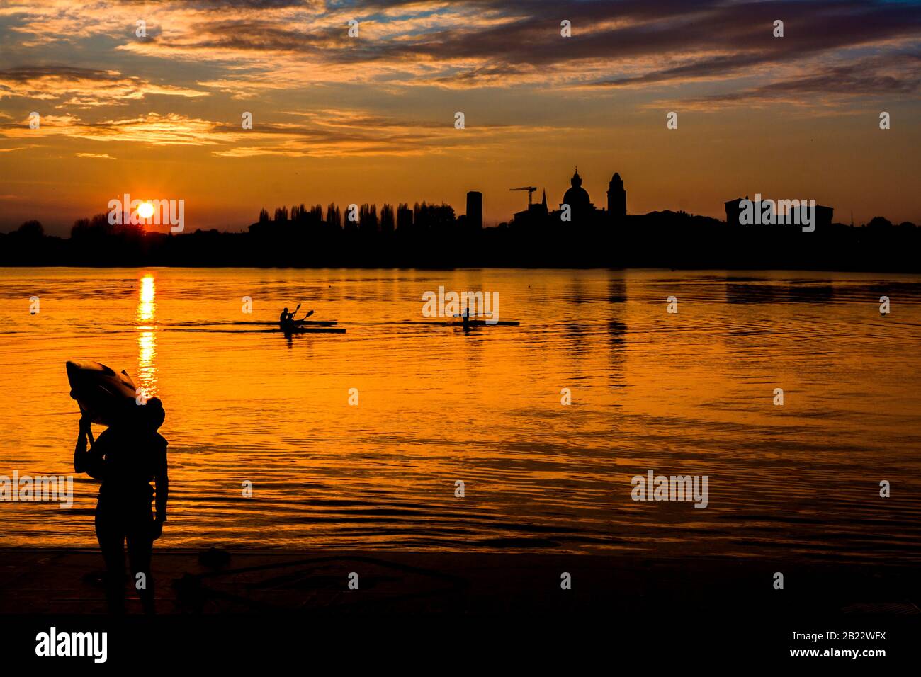 Kayaking on the Lago Inferiore (Inferior Lake) in front of the ...