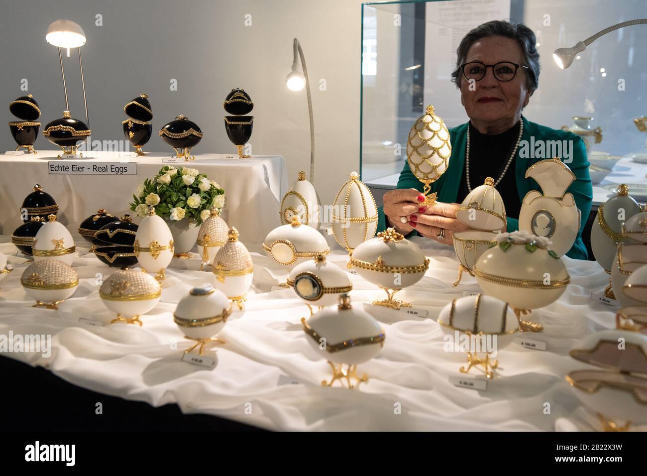 Furstenberg, Germany. 29th Feb, 2020. Artist Mary Gorter-Laumen sits ...
