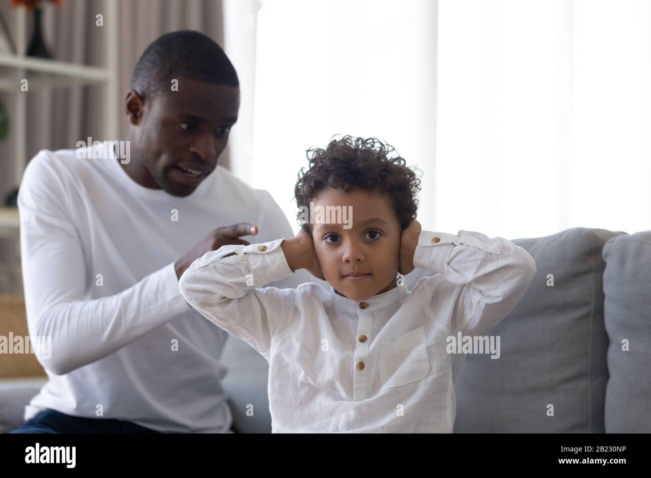 Father son argue hi-res stock photography and images - Alamy