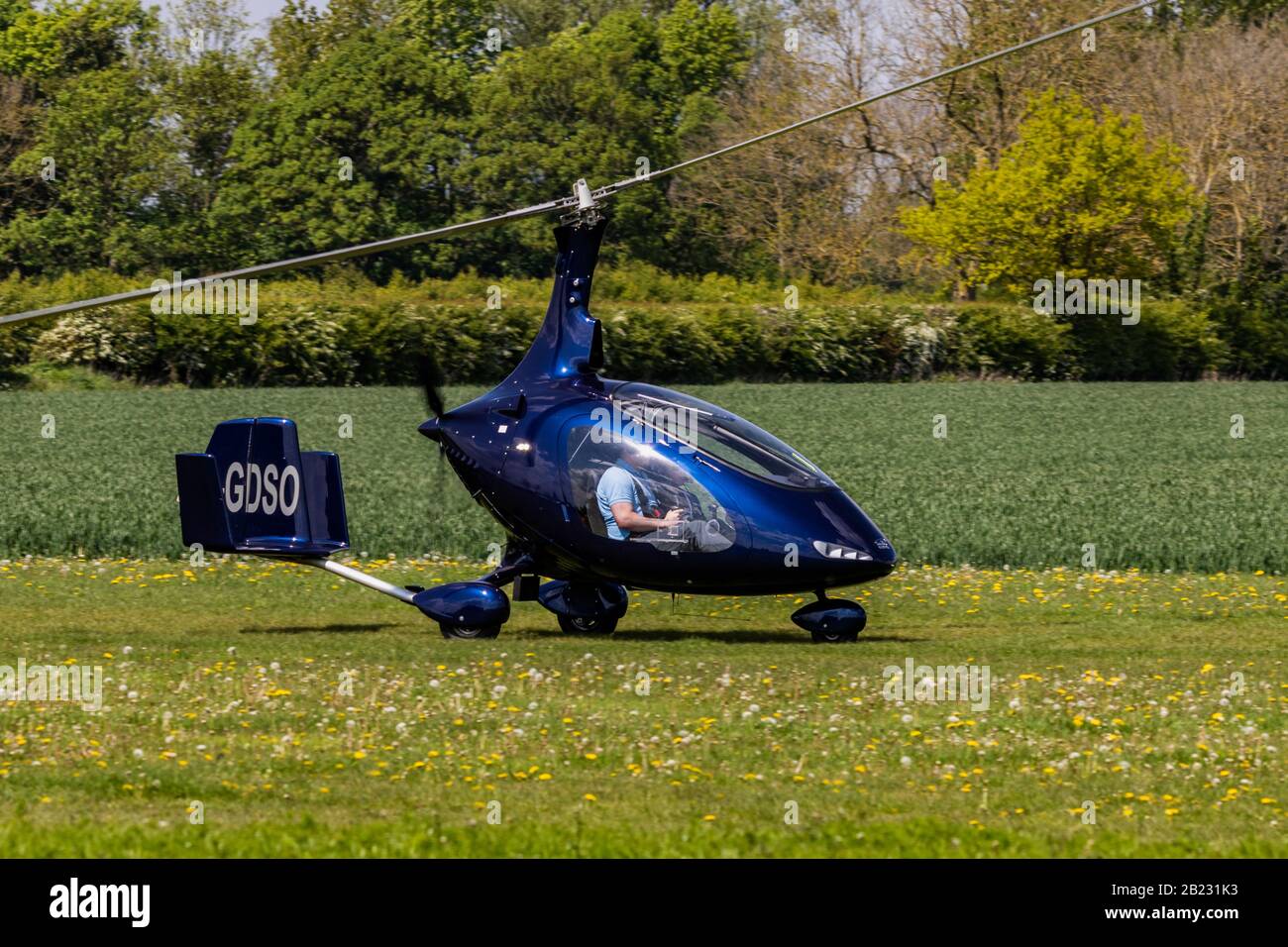 Rotorsport autogyro hi-res stock photography and images - Alamy