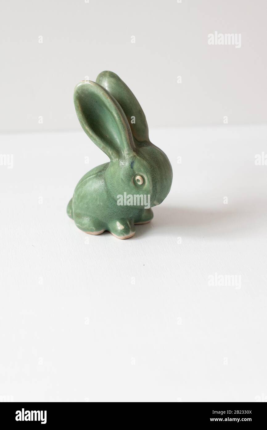 Bourne Denby Danesby ware Snub Nosed Green Rabbit Ornament Stock Photo ...