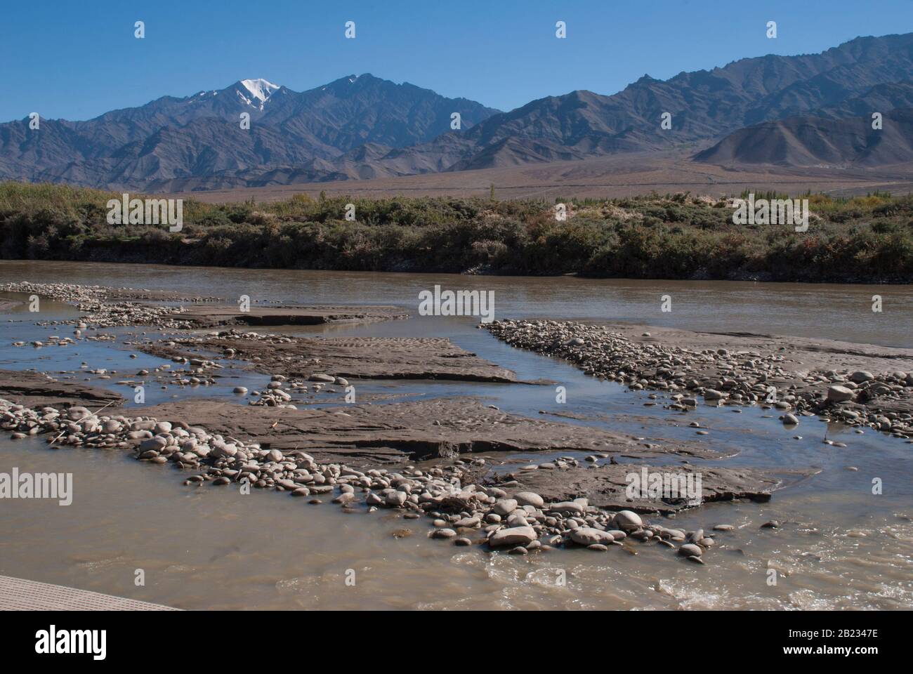 ladakh sindhu ghat Stock Photo - Alamy