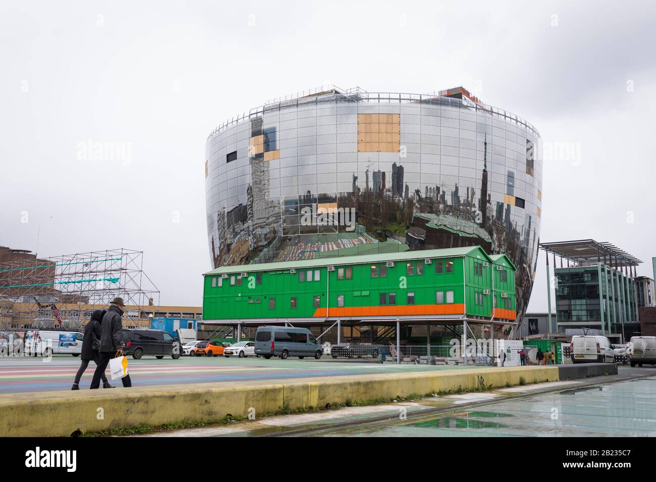 Modern building of the "Boijmans van Beuningen" museum depot with ...