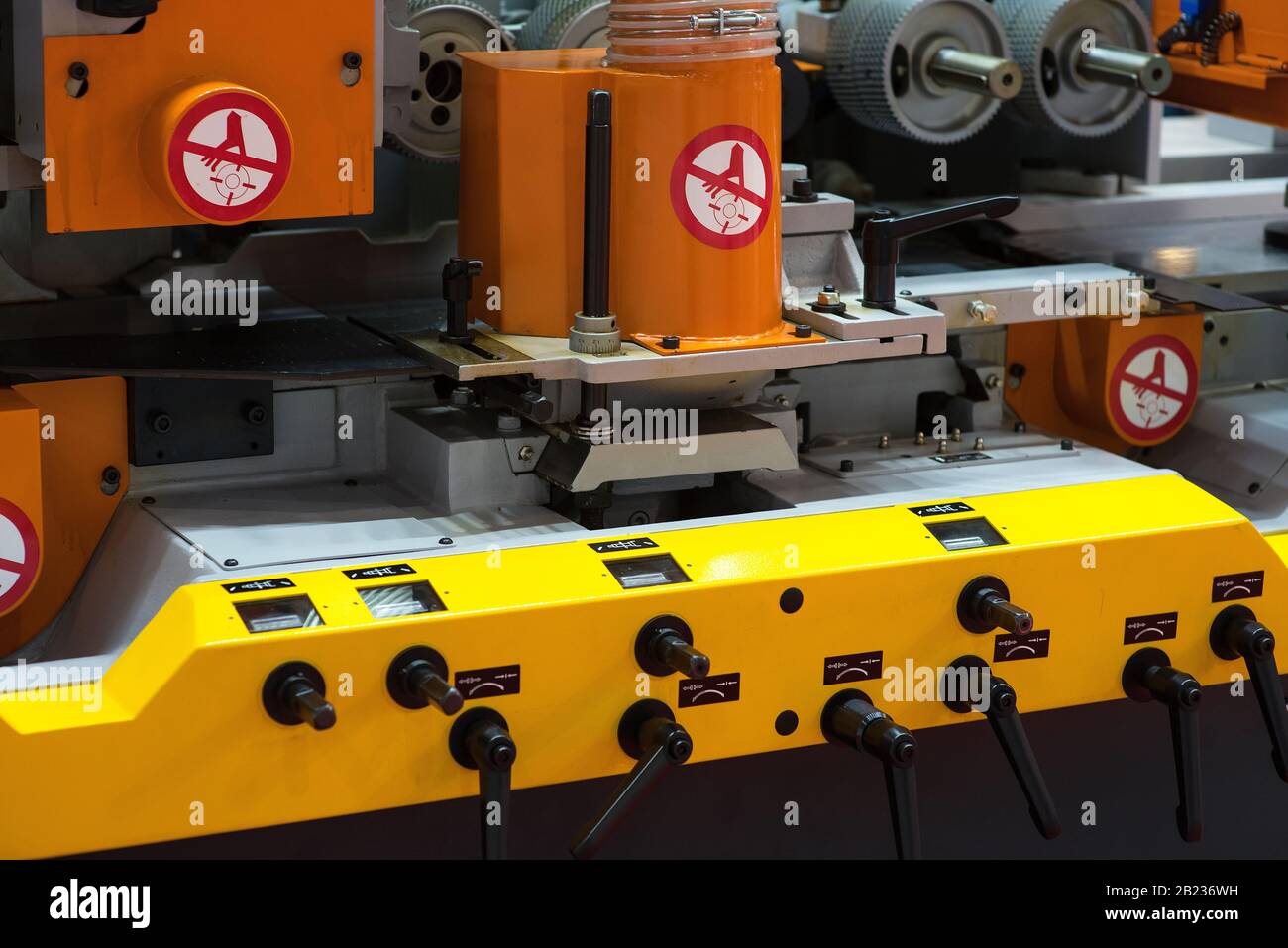 Folding machine industrial. Demonstration of the workflow. Equipment ...