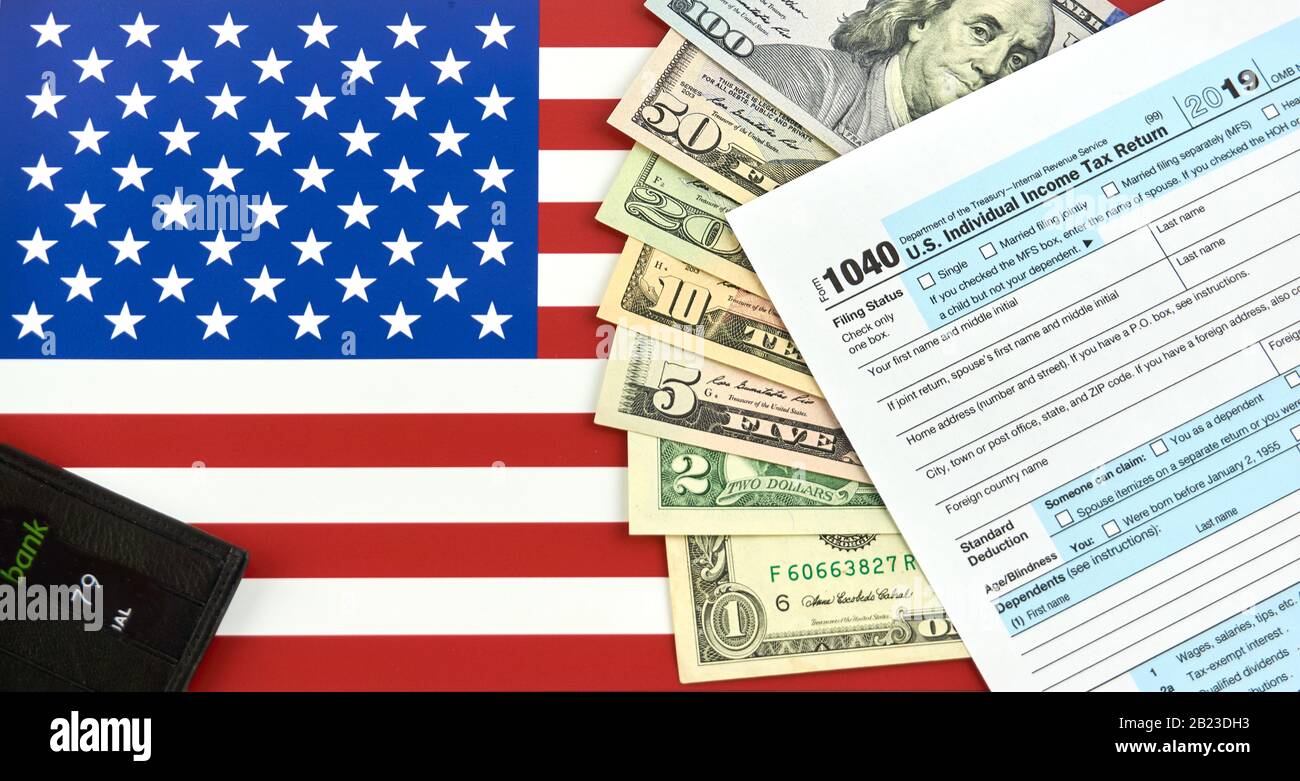 The 1040 Individual Tax Form Stock Photo - Alamy