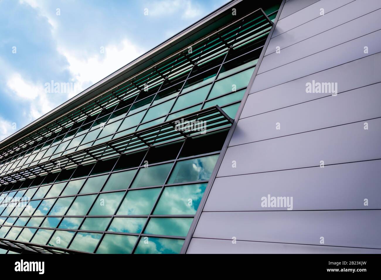 Modern Architectural Structure Educational Accomodation Building With Exterior Cladding And