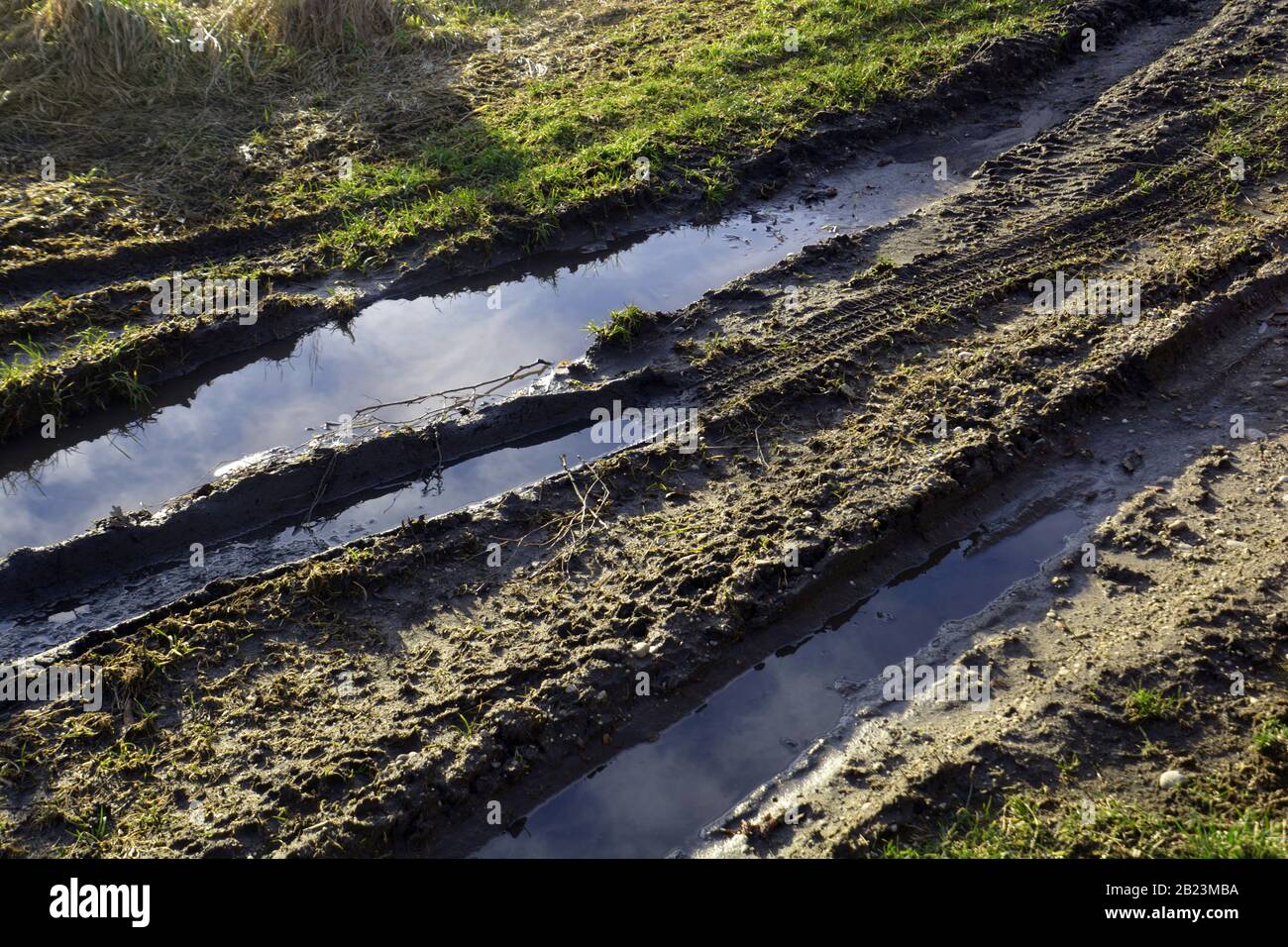Offroad skyline hi-res stock photography and images - Alamy