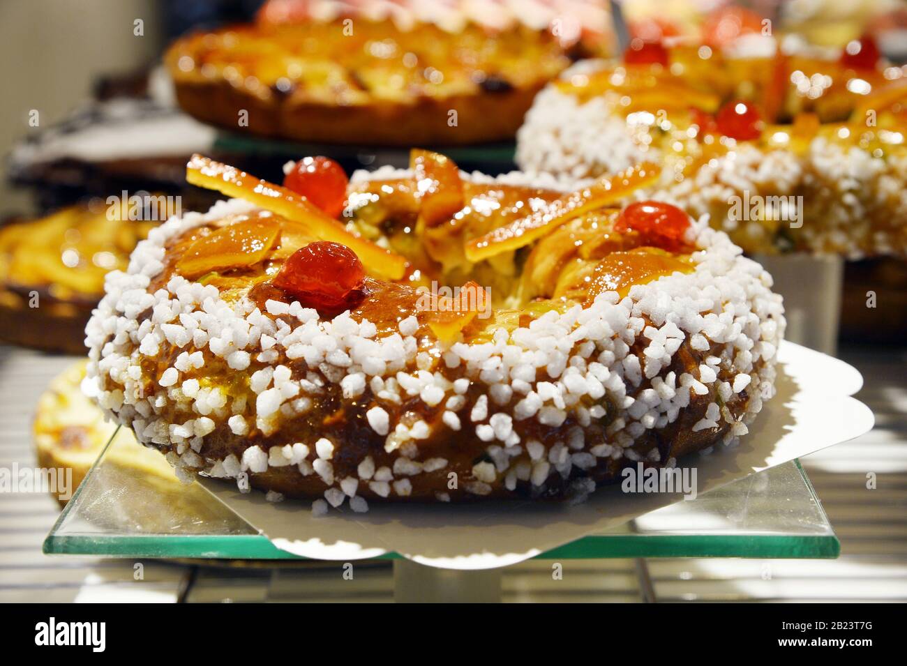 Couronne bordelaise hi-res stock photography and images - Alamy
