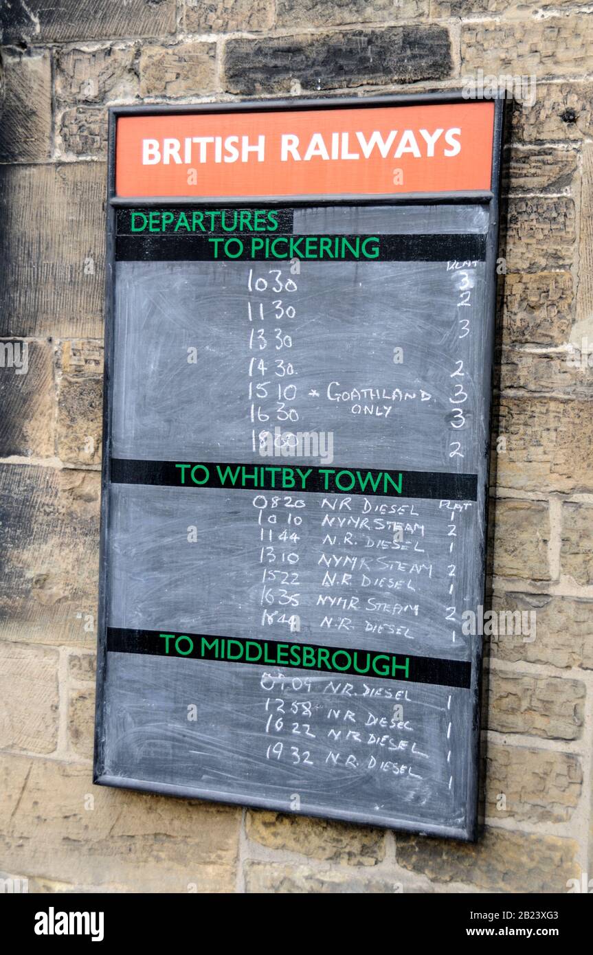 Rail departure board hi-res stock photography and images - Alamy