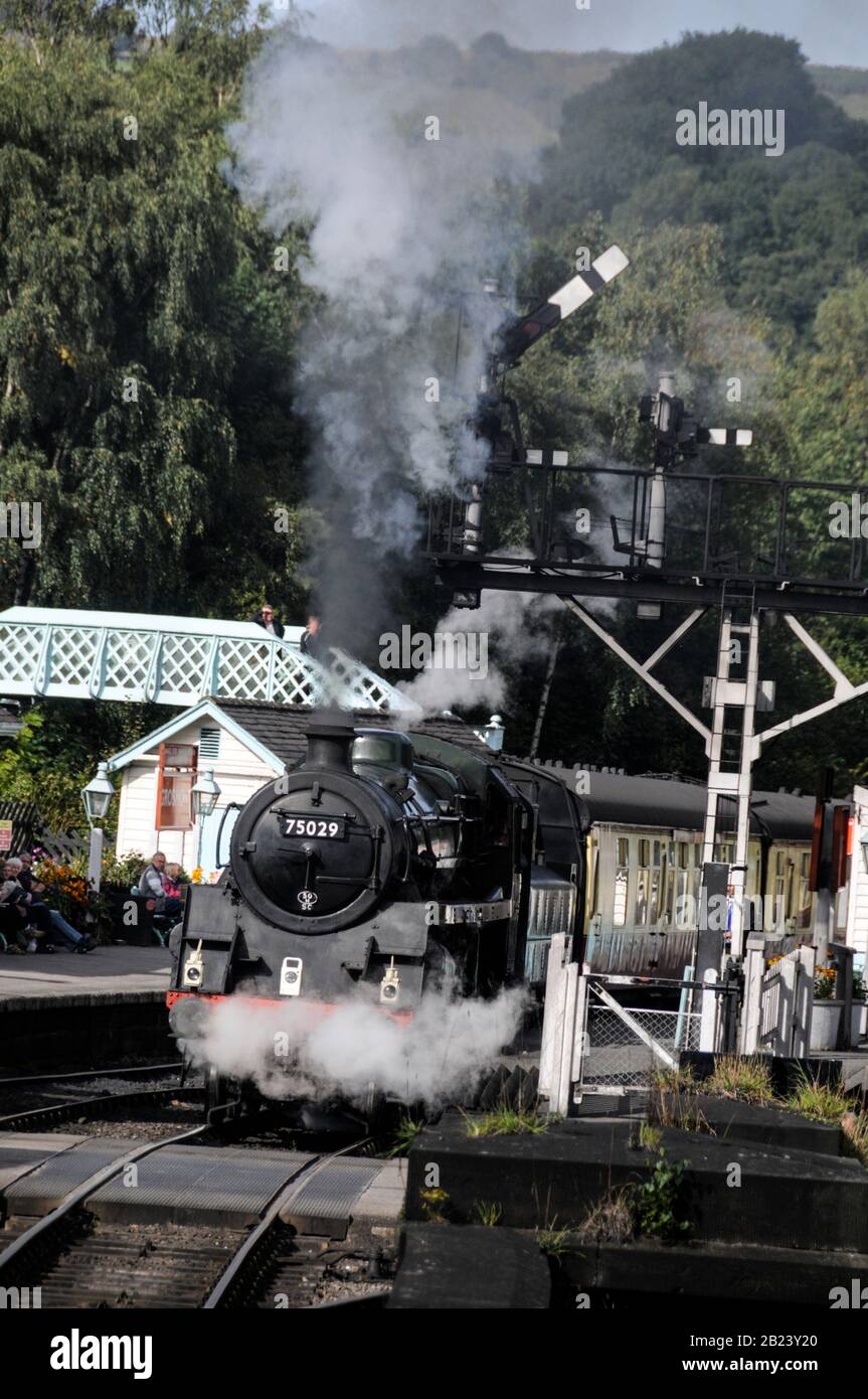 The Ex British Rail (BR) Class 4MT 4-6-0 steam locomotive No 75029 ...
