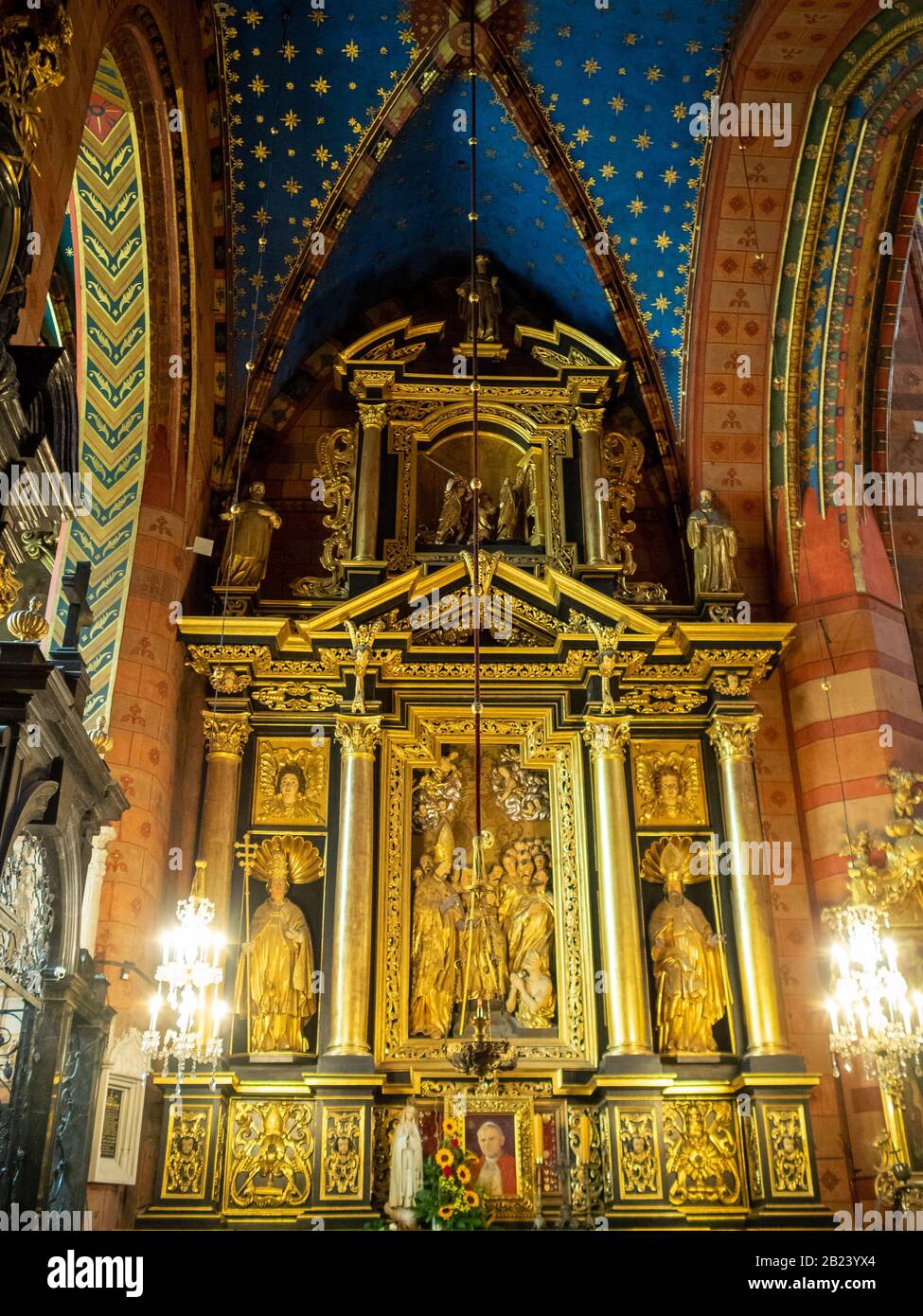 Marys altar hi-res stock photography and images - Alamy