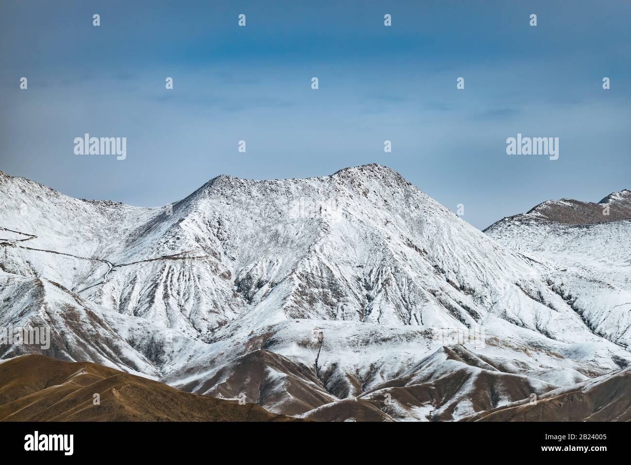 Residual Mountain Hi res Stock Photography And Images Alamy