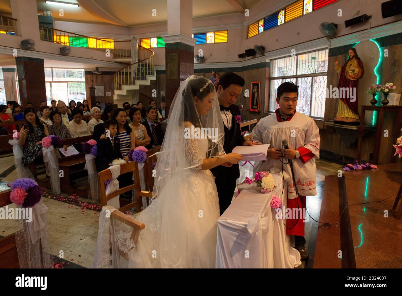 Chinese marriage hi-res stock photography and images - Alamy