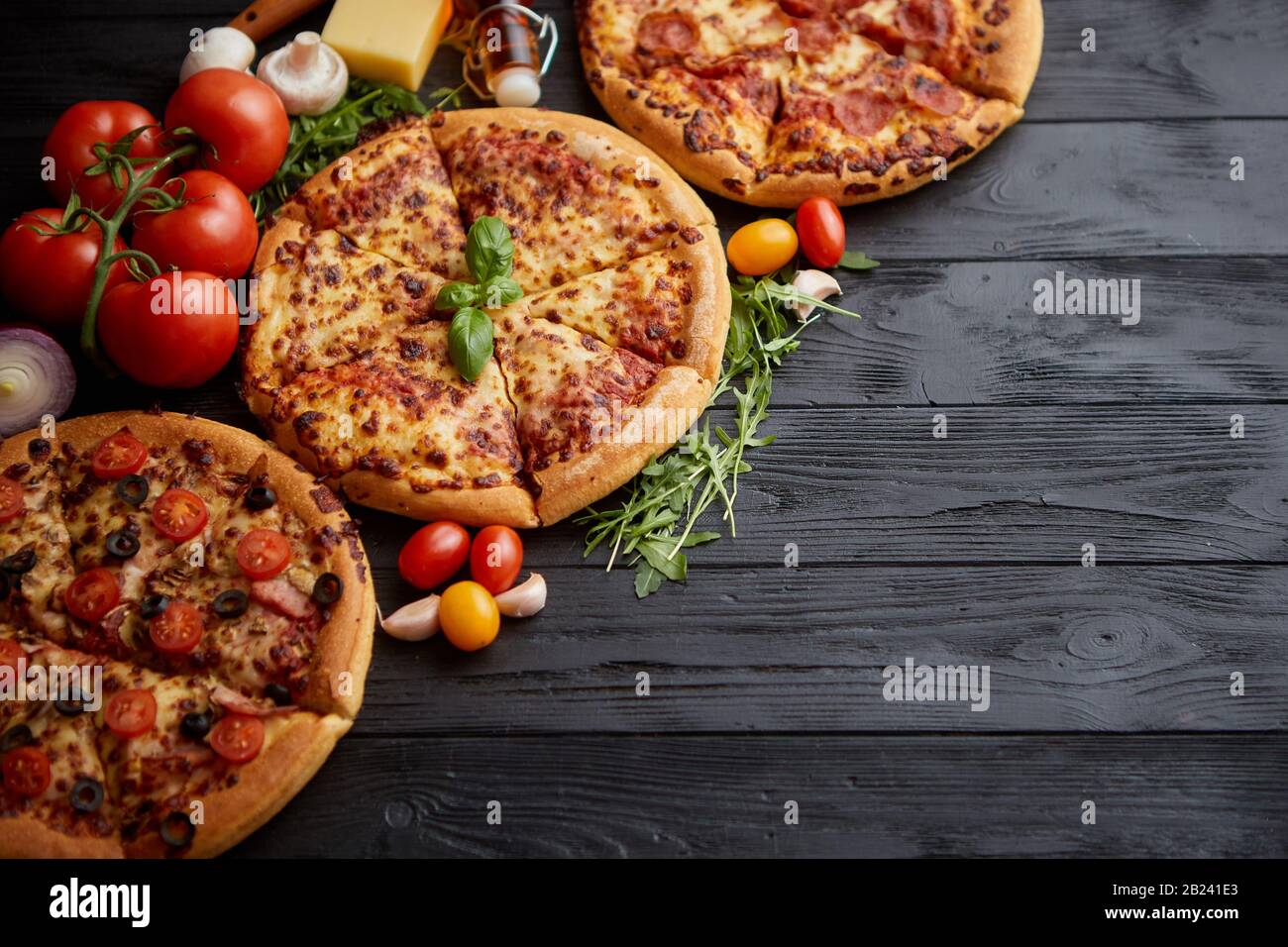 Top view pizza italian pizzas hi-res stock photography and images - Alamy