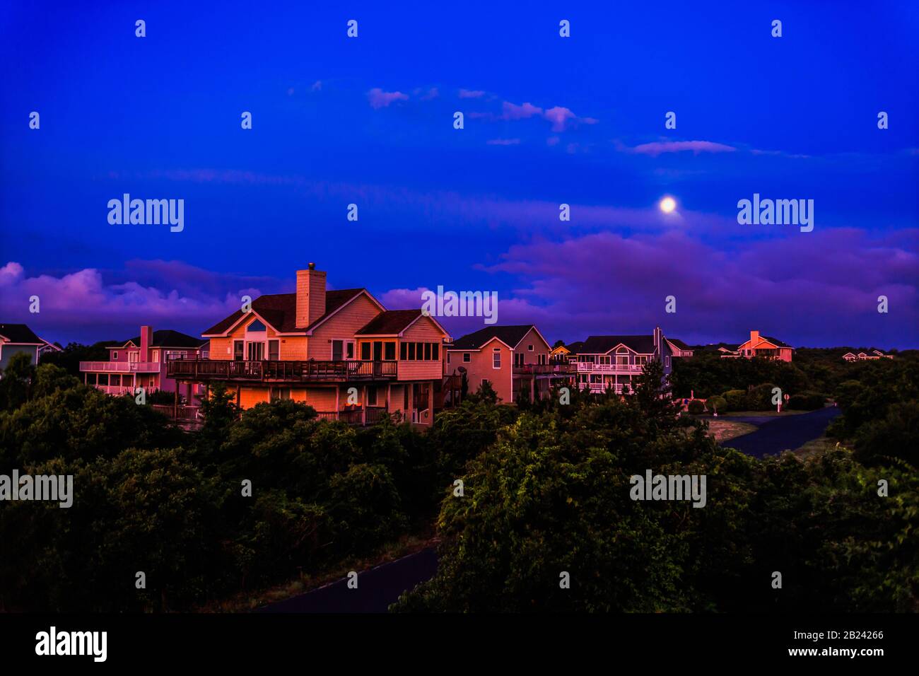 The first rays hi-res stock photography and images - Alamy