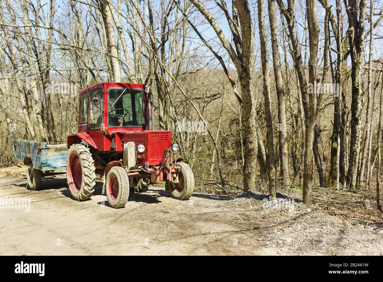 Small red tractor hi-res stock photography and images - Alamy