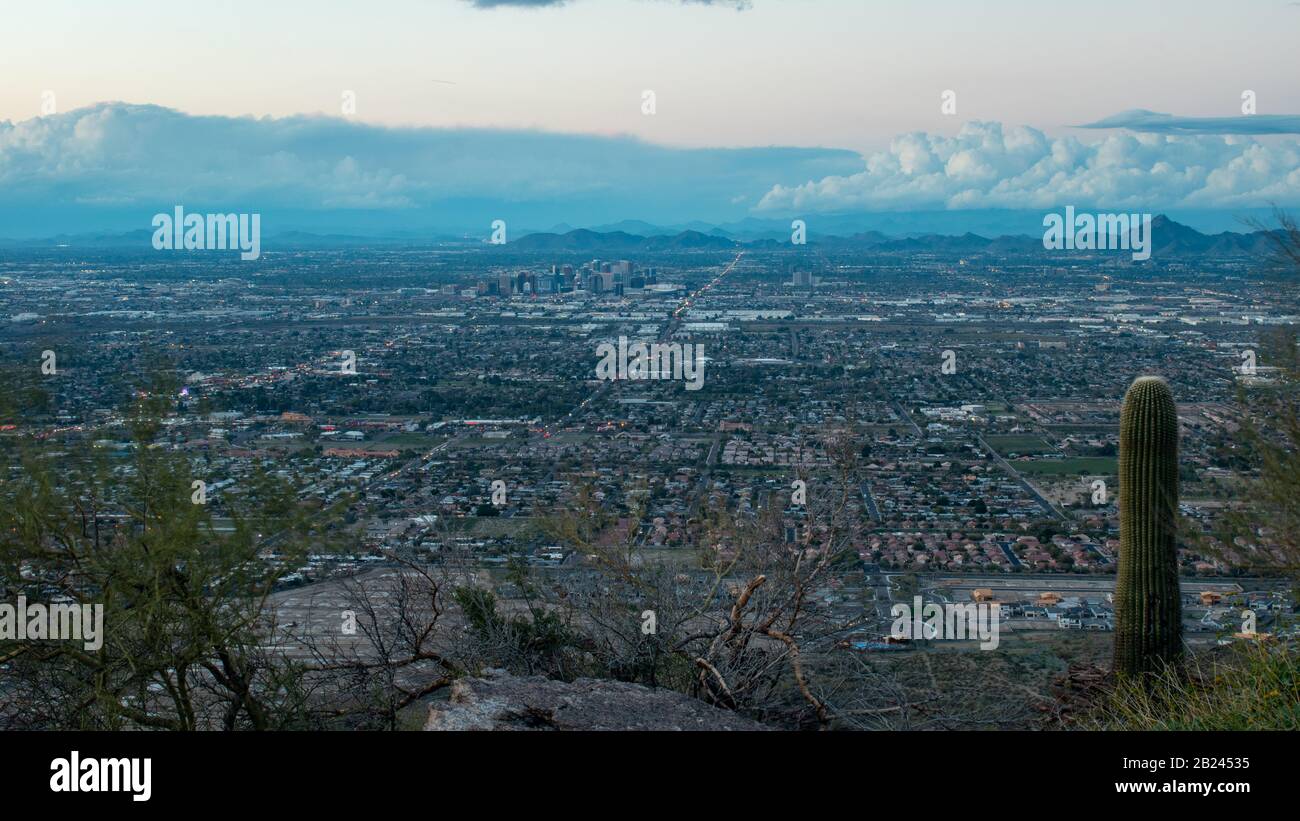 Phoenix mountain hi-res stock photography and images - Alamy