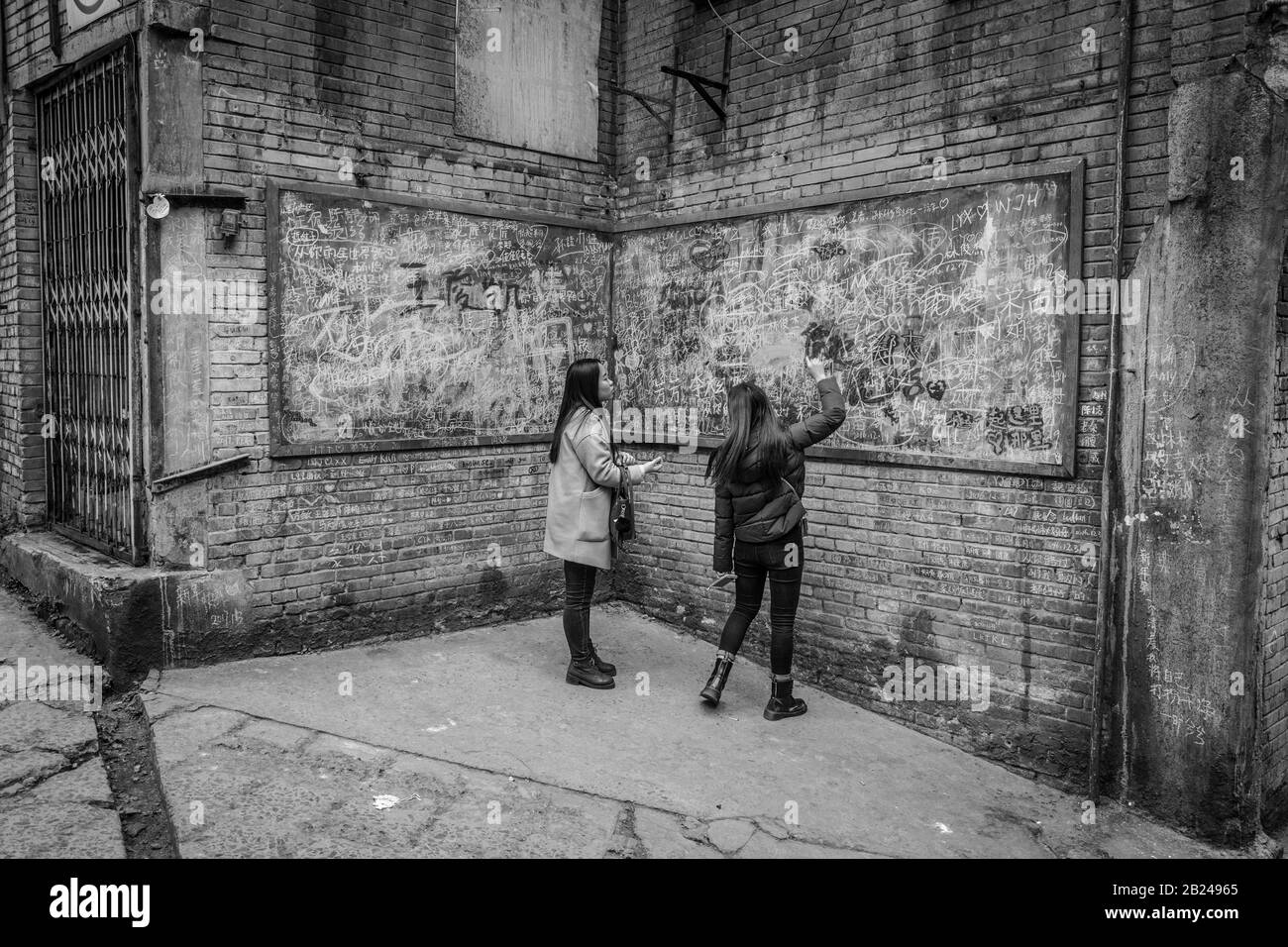Old town scene in hi-res stock photography and images - Alamy