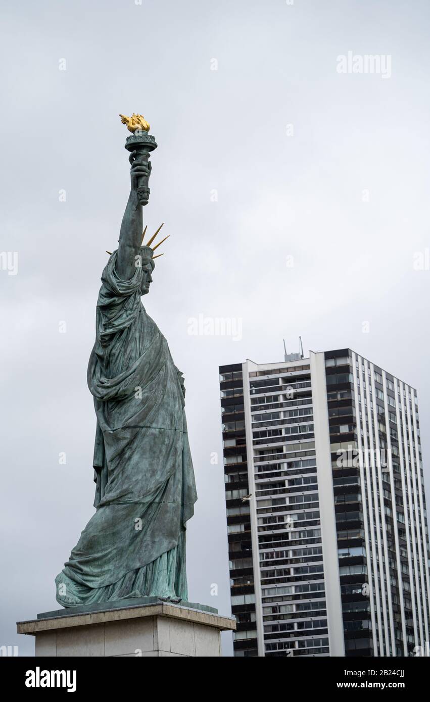 Statue of liberty, Paris France. A replica of the original statue on ...