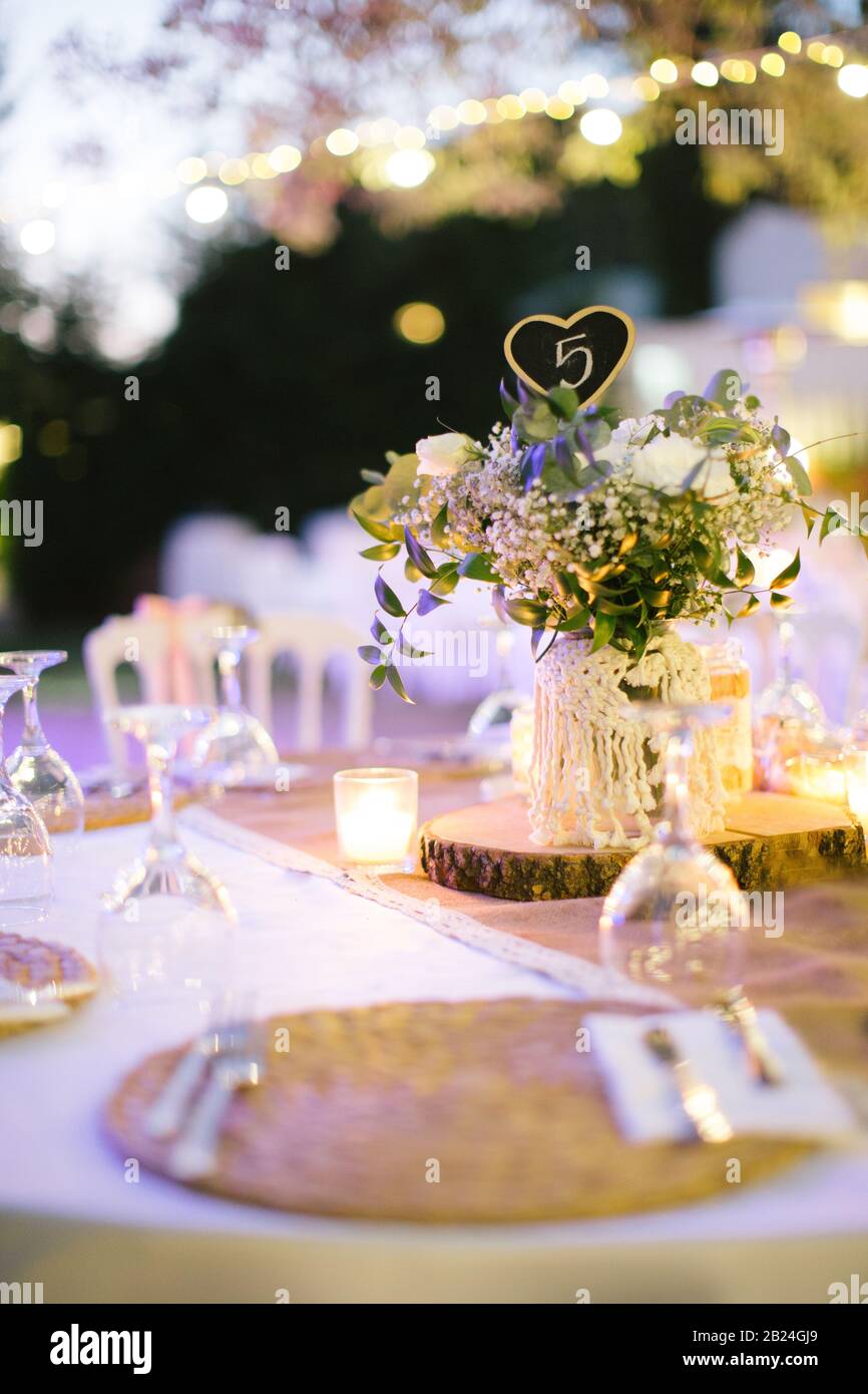 Wedding dining table. Table number nine. Rustic wedding Stock Photo - Alamy