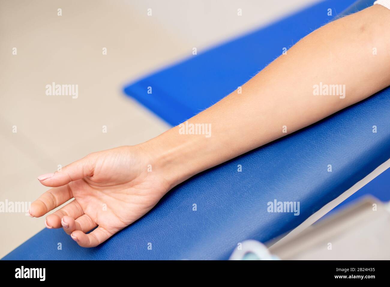 Close up hand waiting for blood test or blood sampling Stock Photo - Alamy