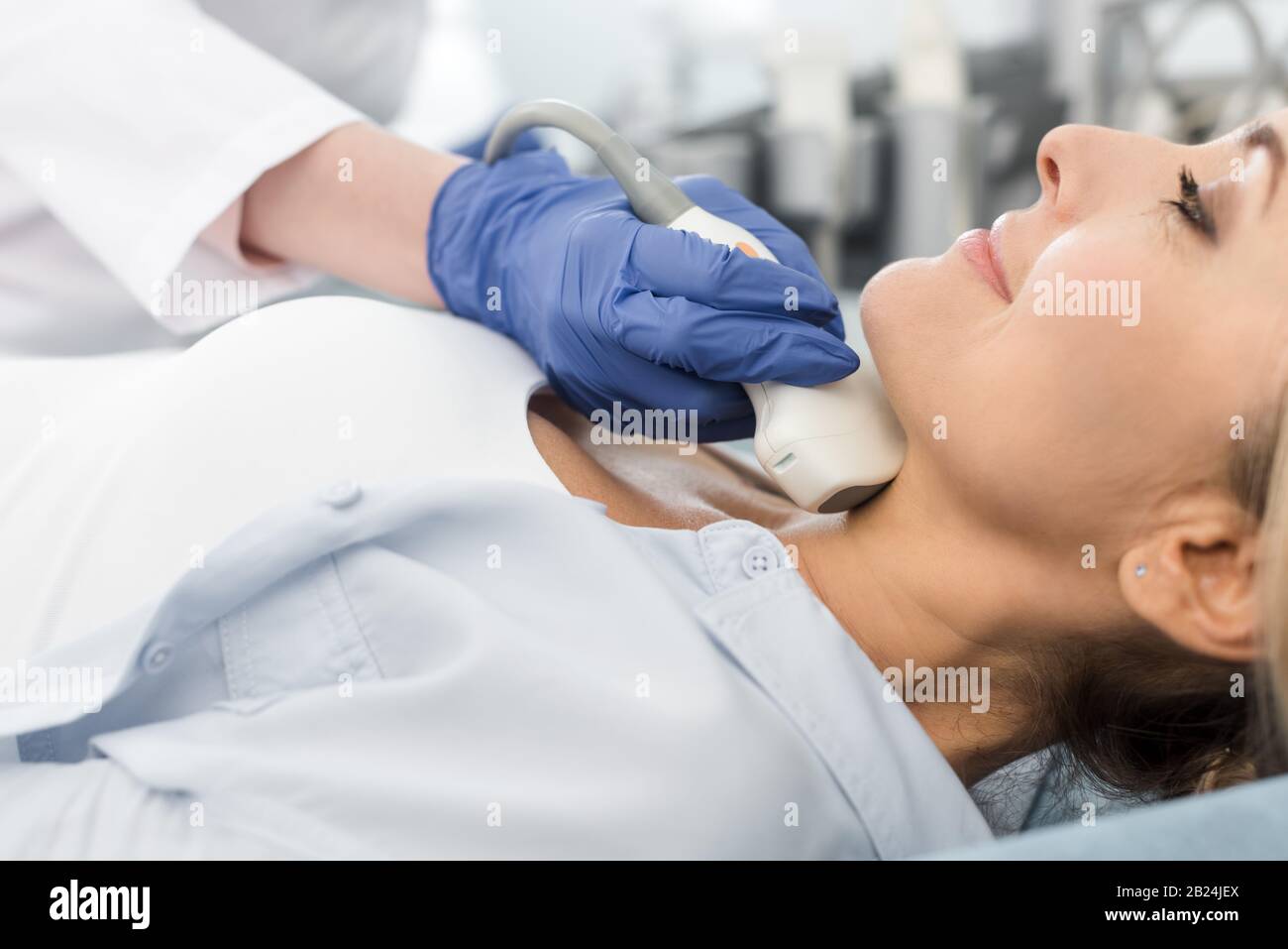 Thyroid scan doctor hi-res stock photography and images - Alamy