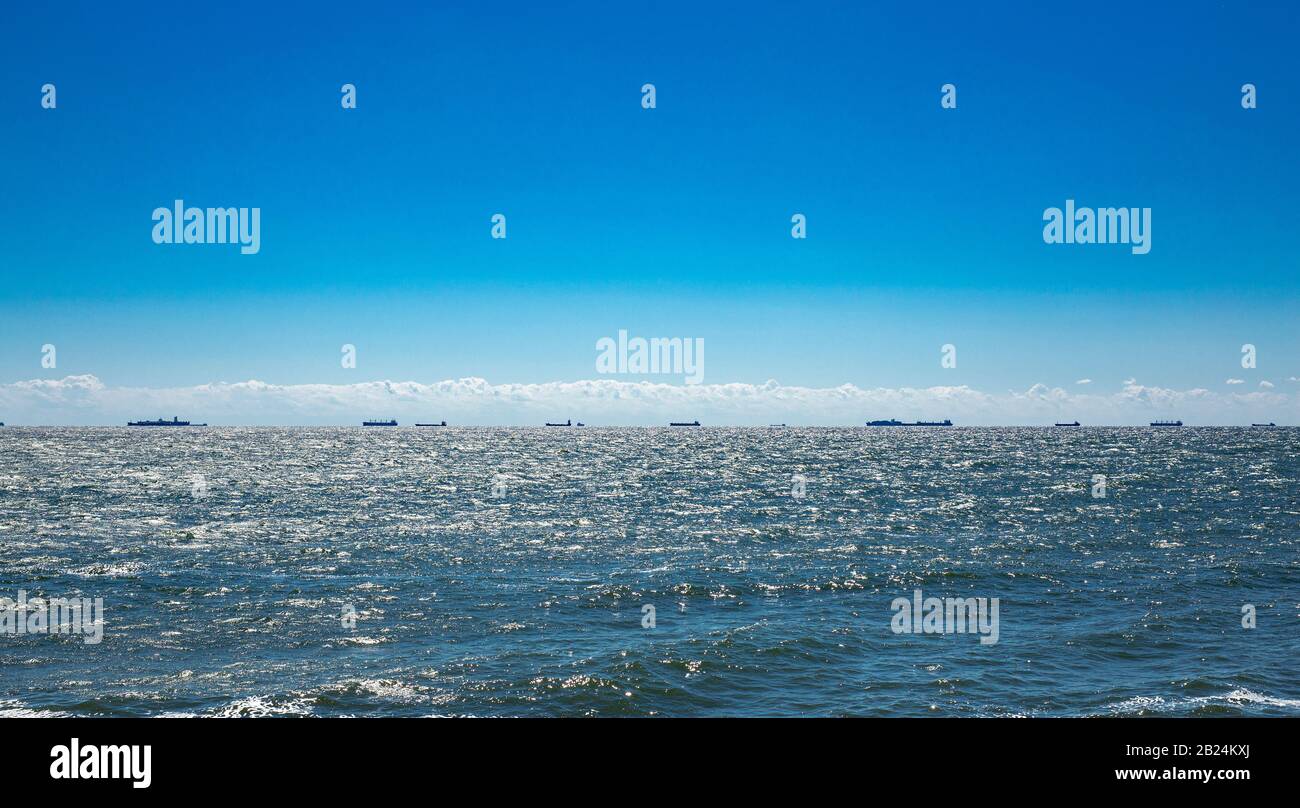 Riding at anchor hi-res stock photography and images - Alamy