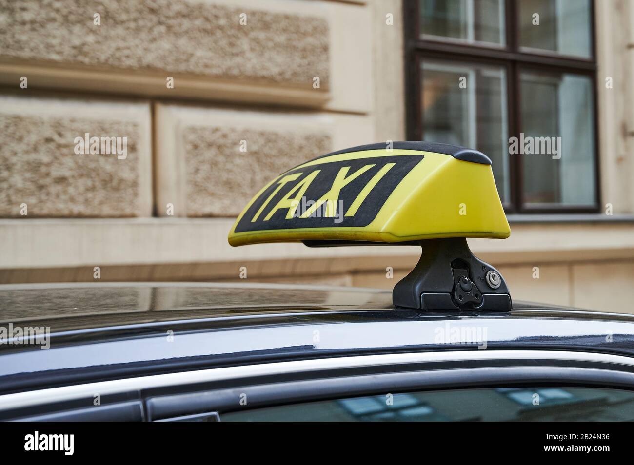 Downtown yellow car hi-res stock photography and images - Alamy