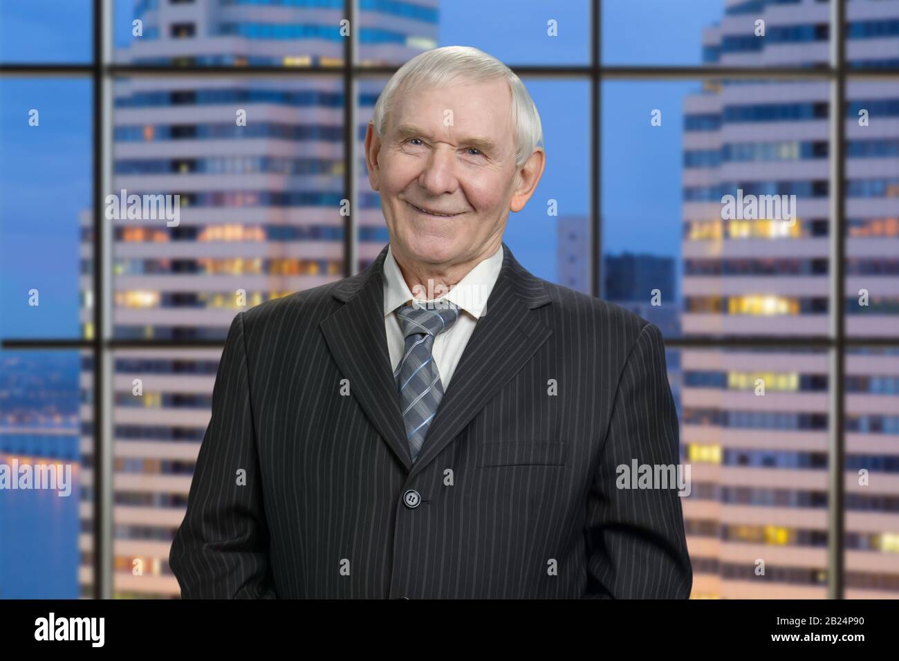 Portrait of cheerful old business man Stock Photo - Alamy