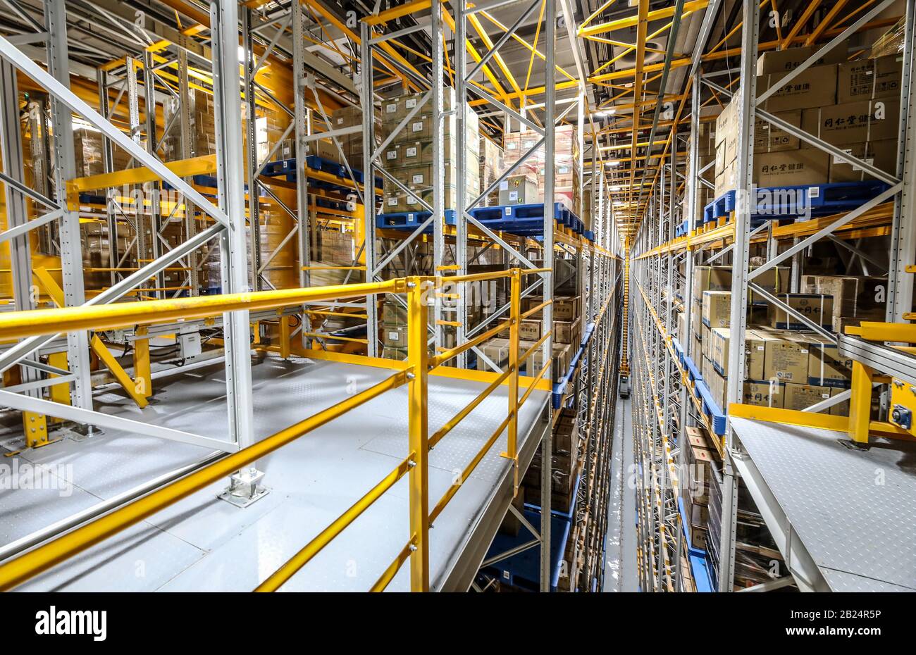 BEIJING, CHINA - JUNE 03, 2019: Modern automation of warehouse ...
