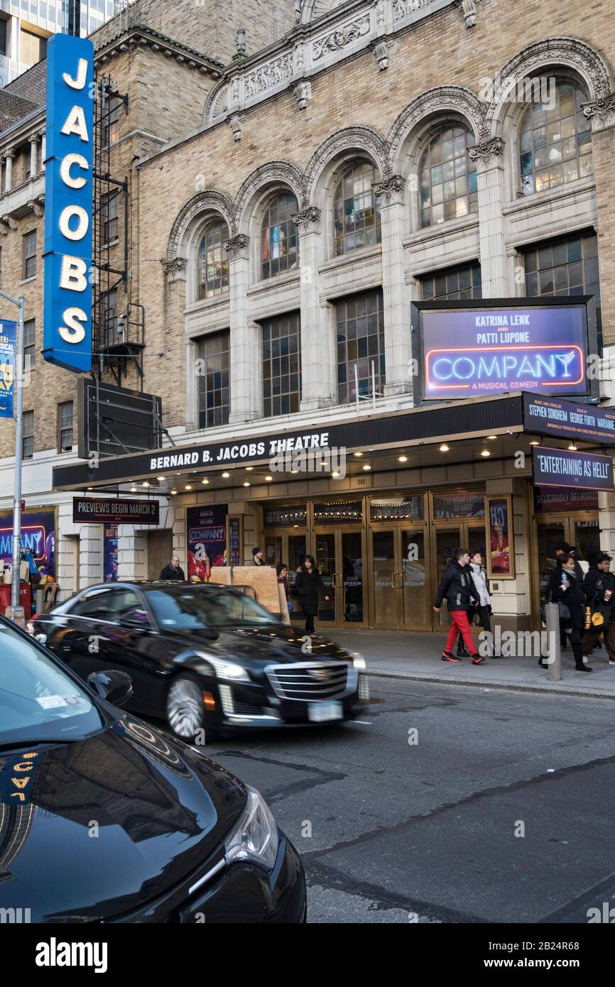 Bernard jacobs theater hi-res stock photography and images - Alamy