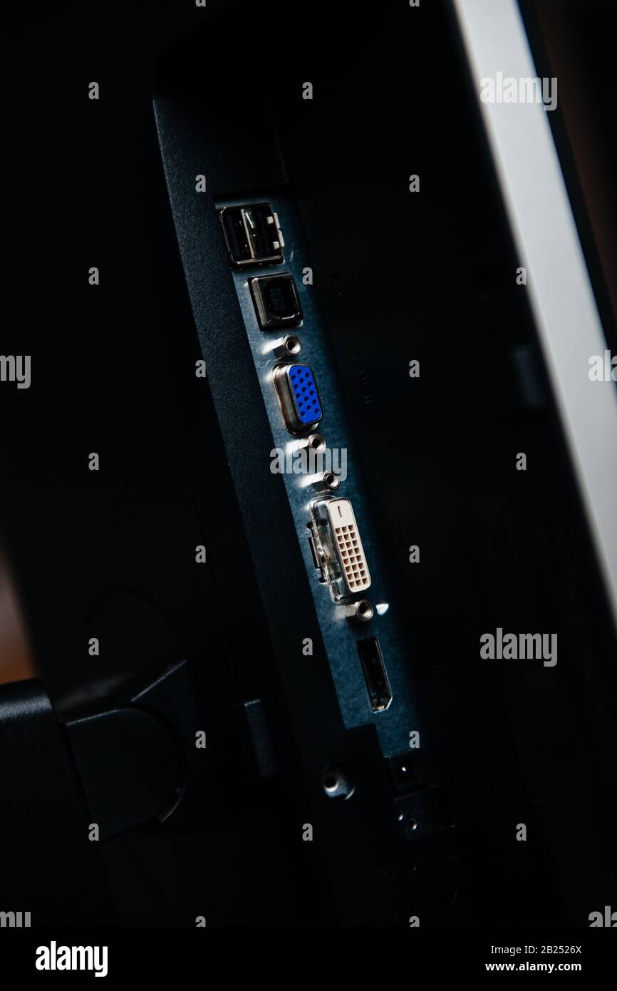 Hard disk connections hi-res stock photography and images - Alamy