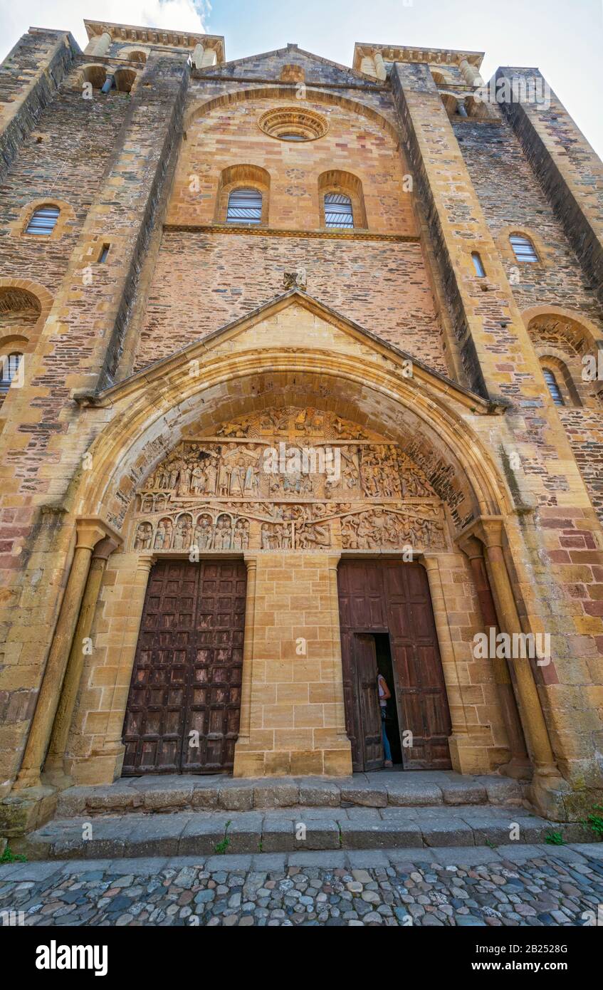 France, Conques, Abbey Church of Sainte-Foy, front Stock Photo - Alamy