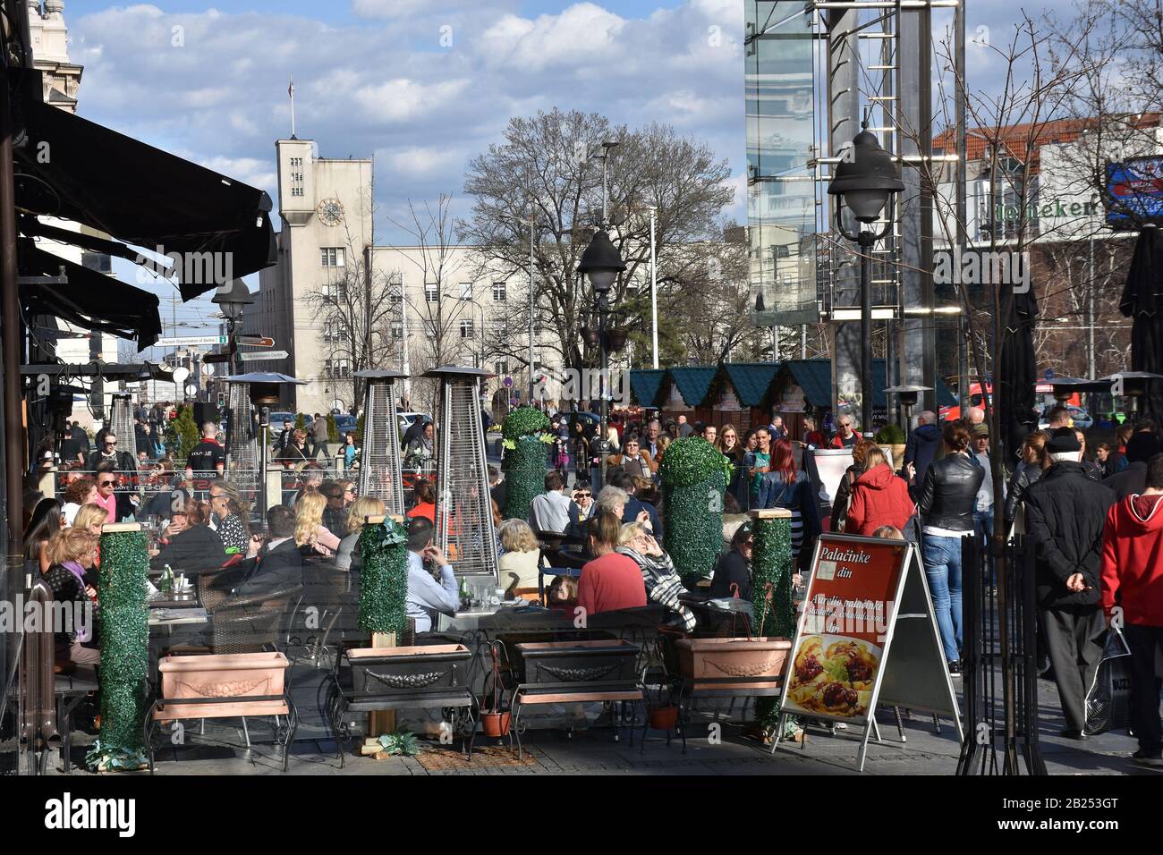 Guests in famous cafe hi-res stock photography and images - Alamy