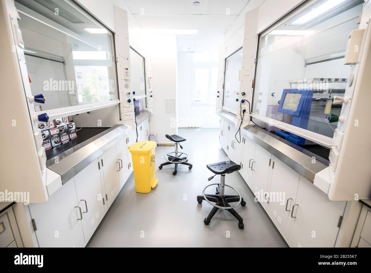 BEIJING, CHINA - JUNE 03, 2019: Modern drug manufacturing laboratory ...