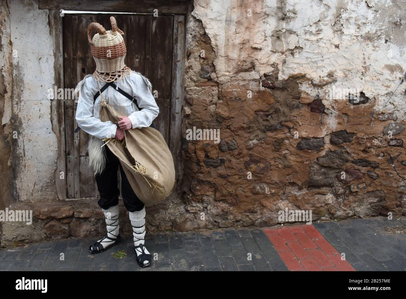 Throwing the horns hi-res stock photography and images - Alamy