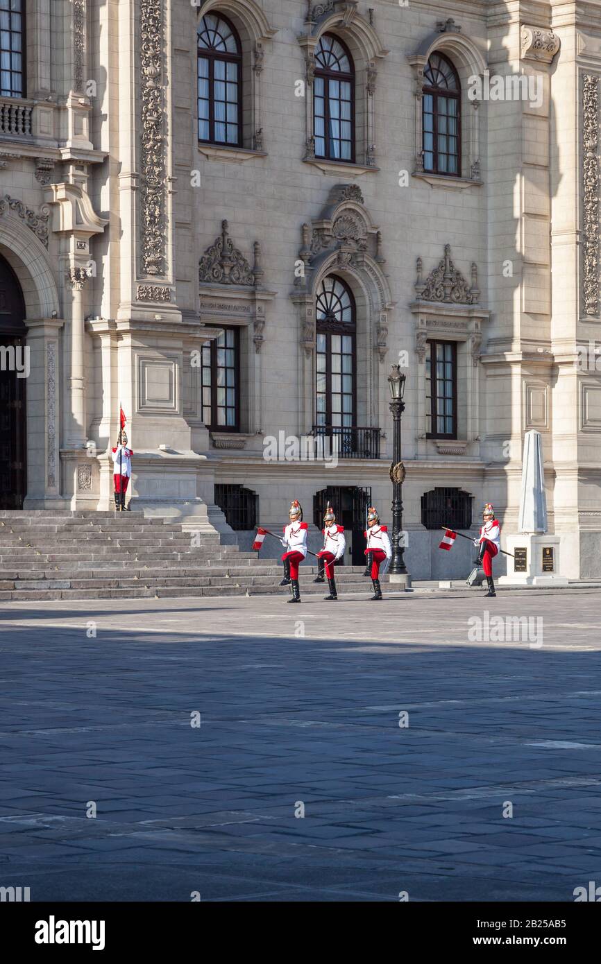 Lima changing of the guard hi-res stock photography and images - Alamy