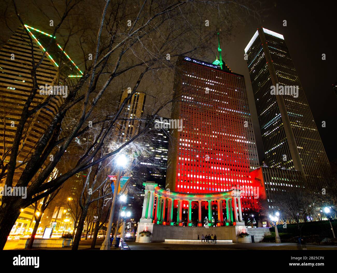 Wrigley plaza hi-res stock photography and images - Alamy