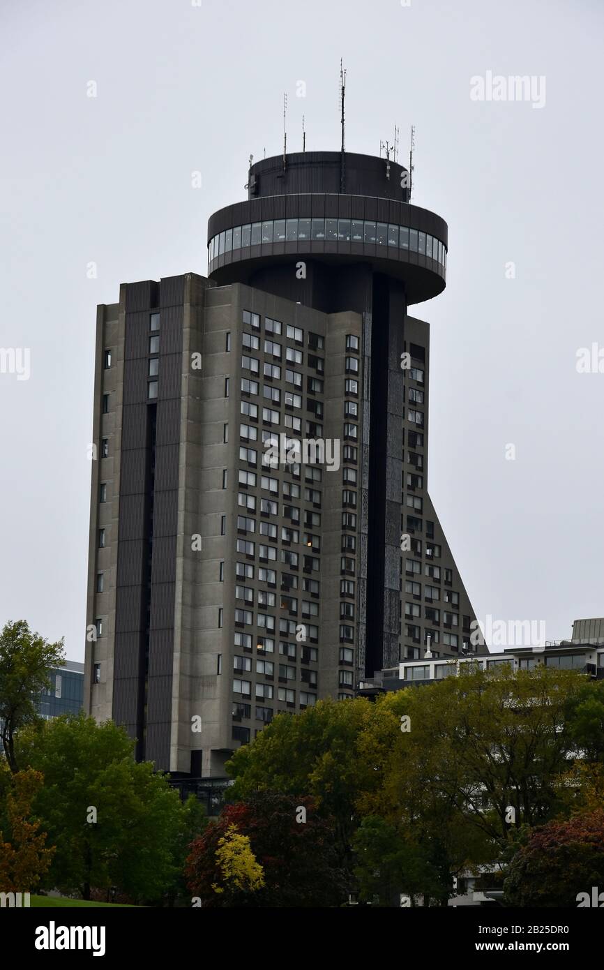 The Hotel Le Concorde and Ciel rotating restaurant, Quebec City, Canada ...