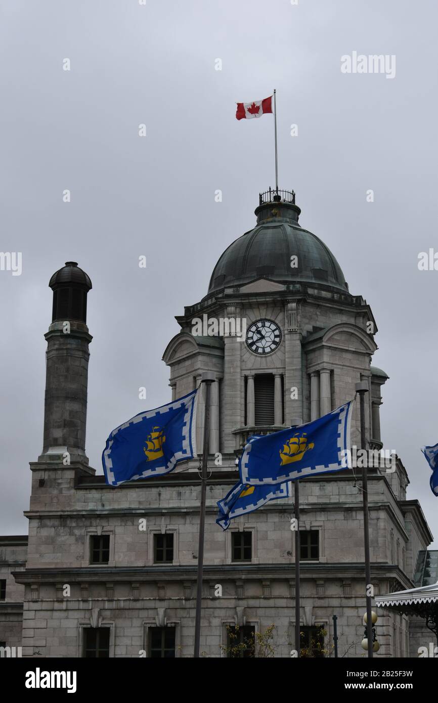 Québecois flag hi-res stock photography and images - Alamy