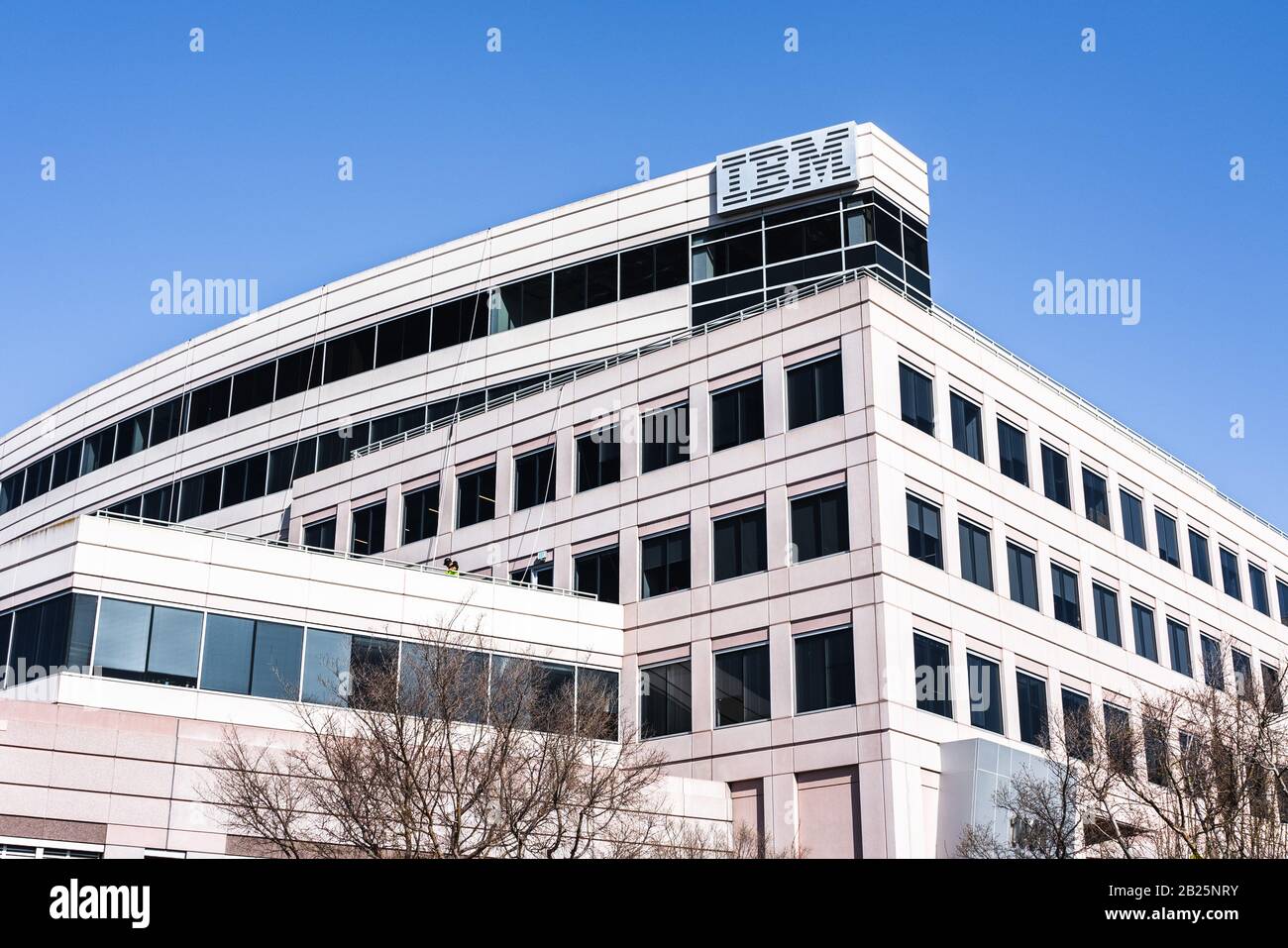 Ibm offices hi-res stock photography and images - Alamy