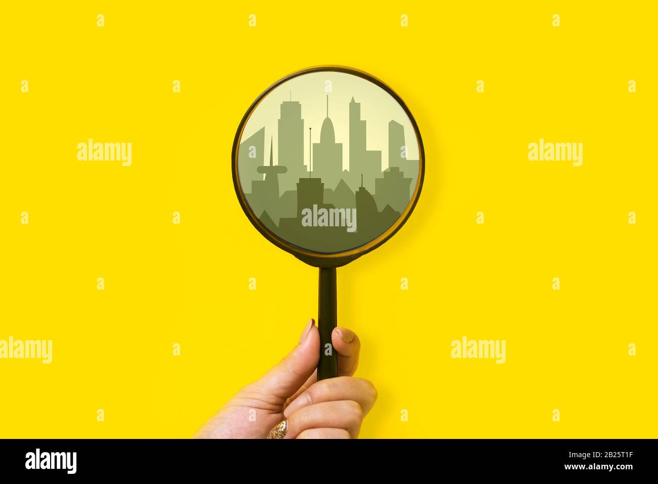 Magnifying glass over map hi-res stock photography and images - Alamy