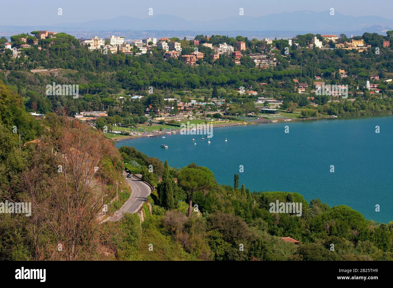 Lake Albano, Castelli Romani Regional Park, Rome, Lazio, Italy Stock ...