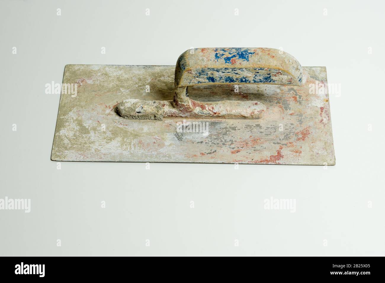 Smoothing trowel for applying and spreading mortar on walls, ceilings ...