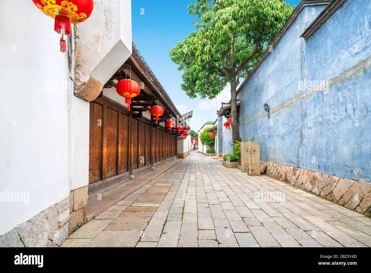 Hutongs and typical Chinese historic buildings, Fuzhou, Fujian Stock ...