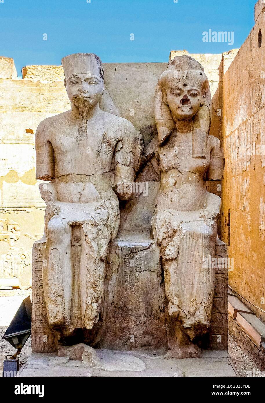 Ankhesenamun Statue