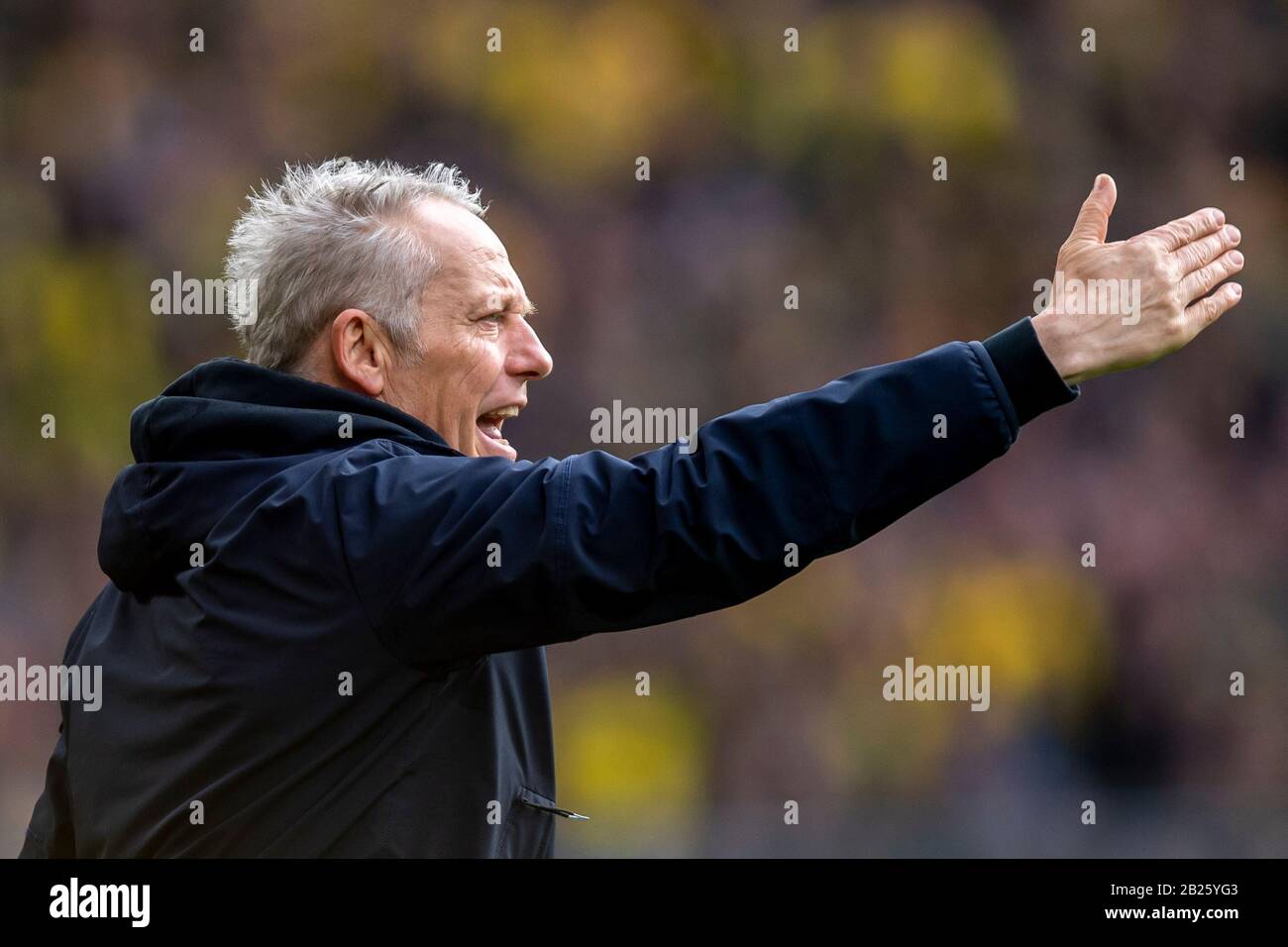 Dortmund, Germany. 29th Feb, 2020. Football: Bundesliga, Borussia ...