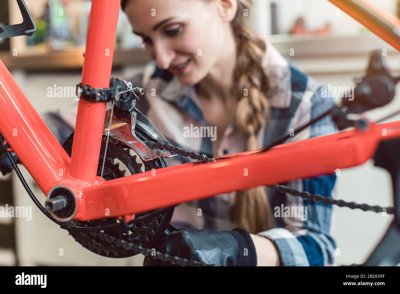 Technician maintenance hi-res stock photography and images - Alamy